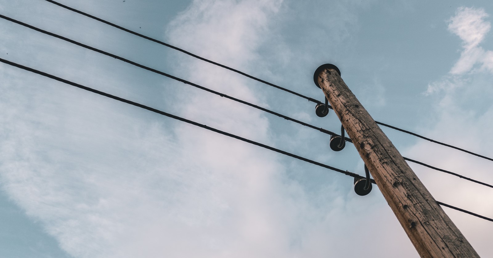 FCC Clarifies Pole Attachment Rules Related to Access Denial and ...